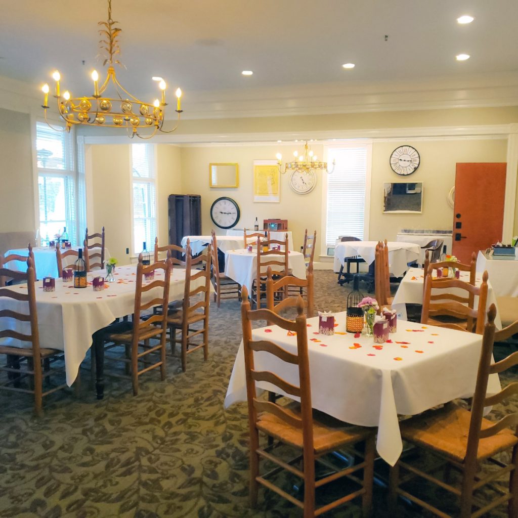 Small Intimate Wedding at The Henry Clay Inn - Ashland VA